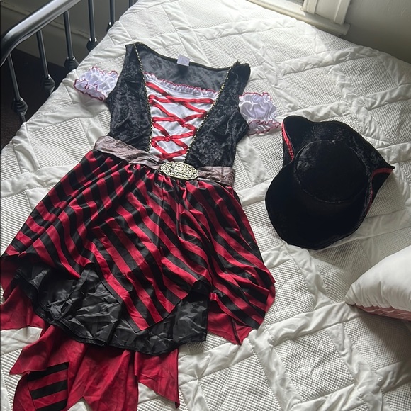 Spirit | Dresses | Spirit Halloween Pirate Costume Red And Black | Poshmark